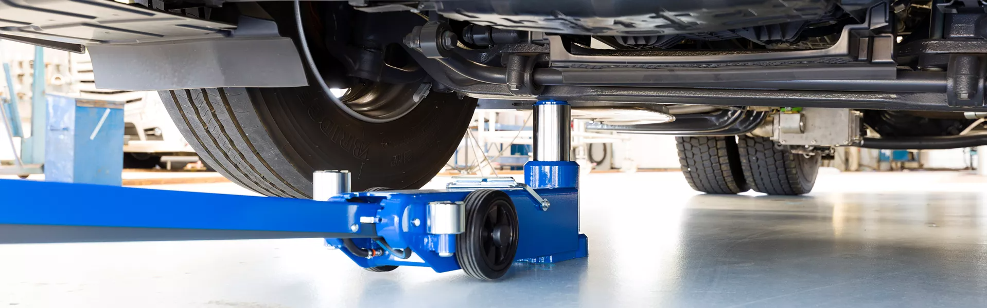 Ac Hydraulique – Cric hydraulique pneumatique - 25t - 25-1 - Equindus